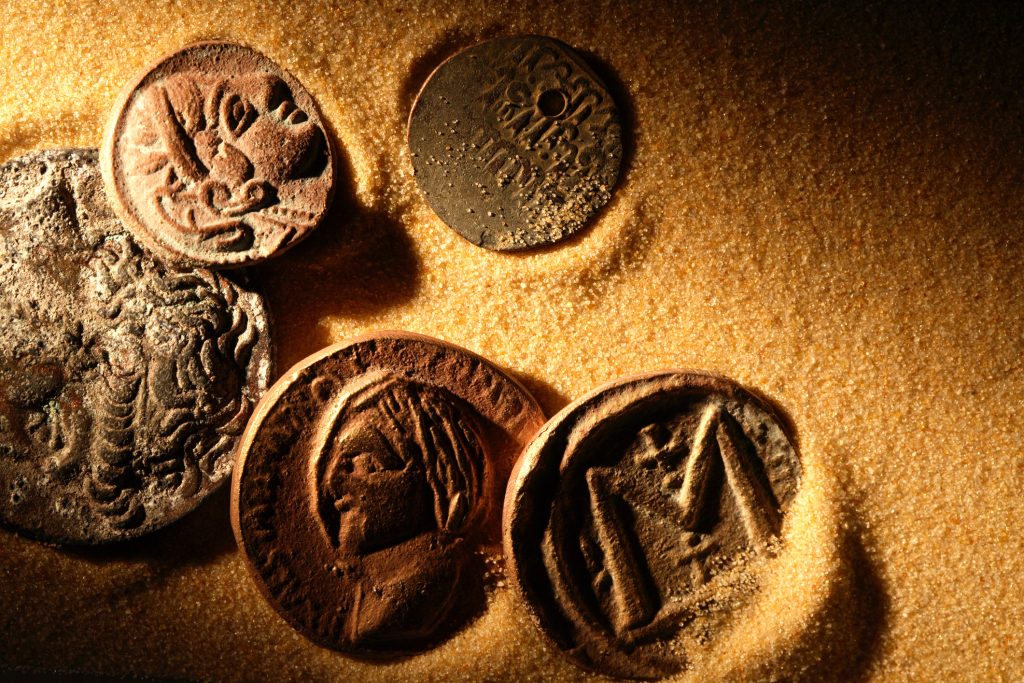 Simplicity Guardian - Ancient Money: The History of Banking and Currency